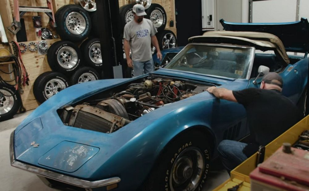 Learn What Insects, Rats, And This Barn Find 1968 Chevrolet Corvette ...
