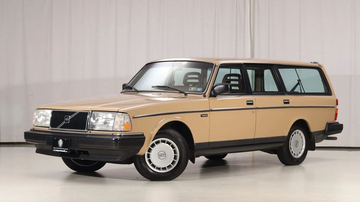 10 Reliable Cars From The 80s You Can Use As A Daily Driver