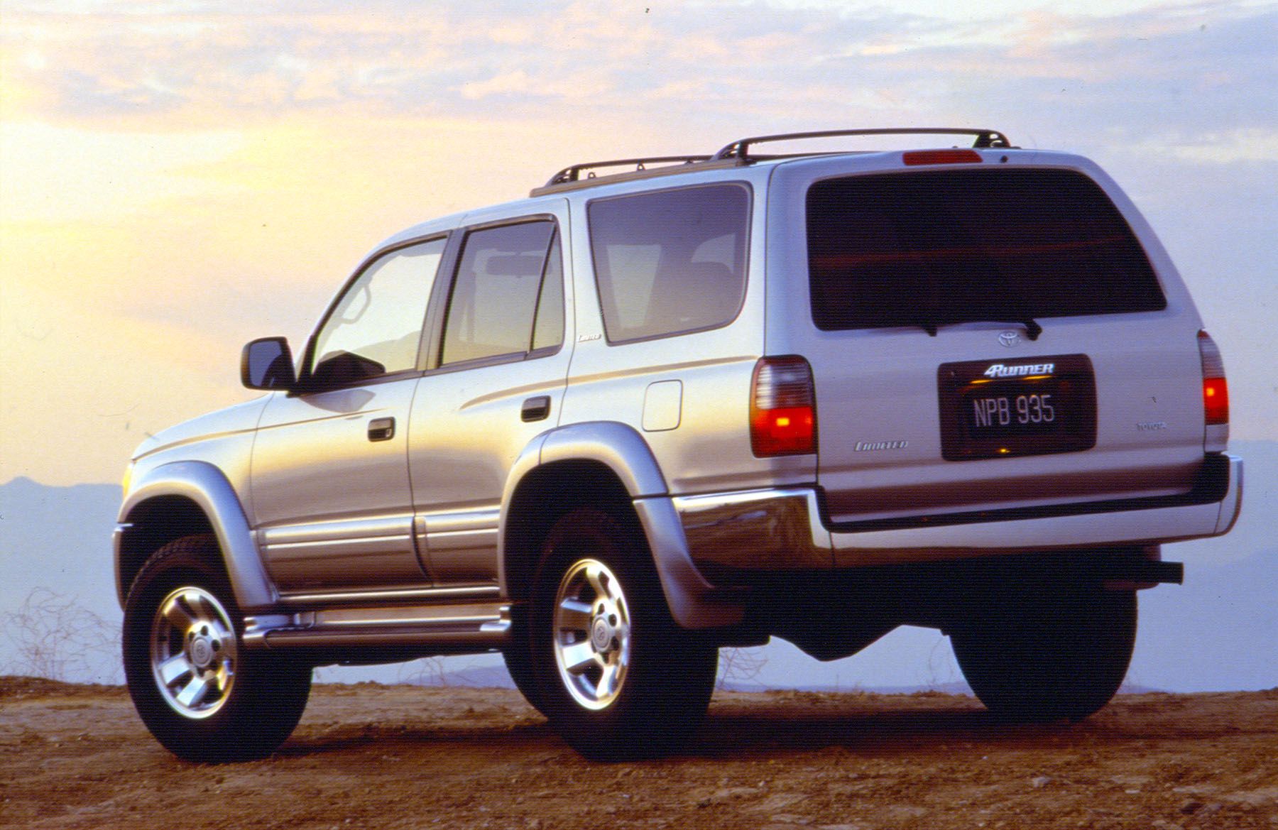 Here's What Makes The 3rd-Gen Toyota 4Runner An Excellent Off-Roader