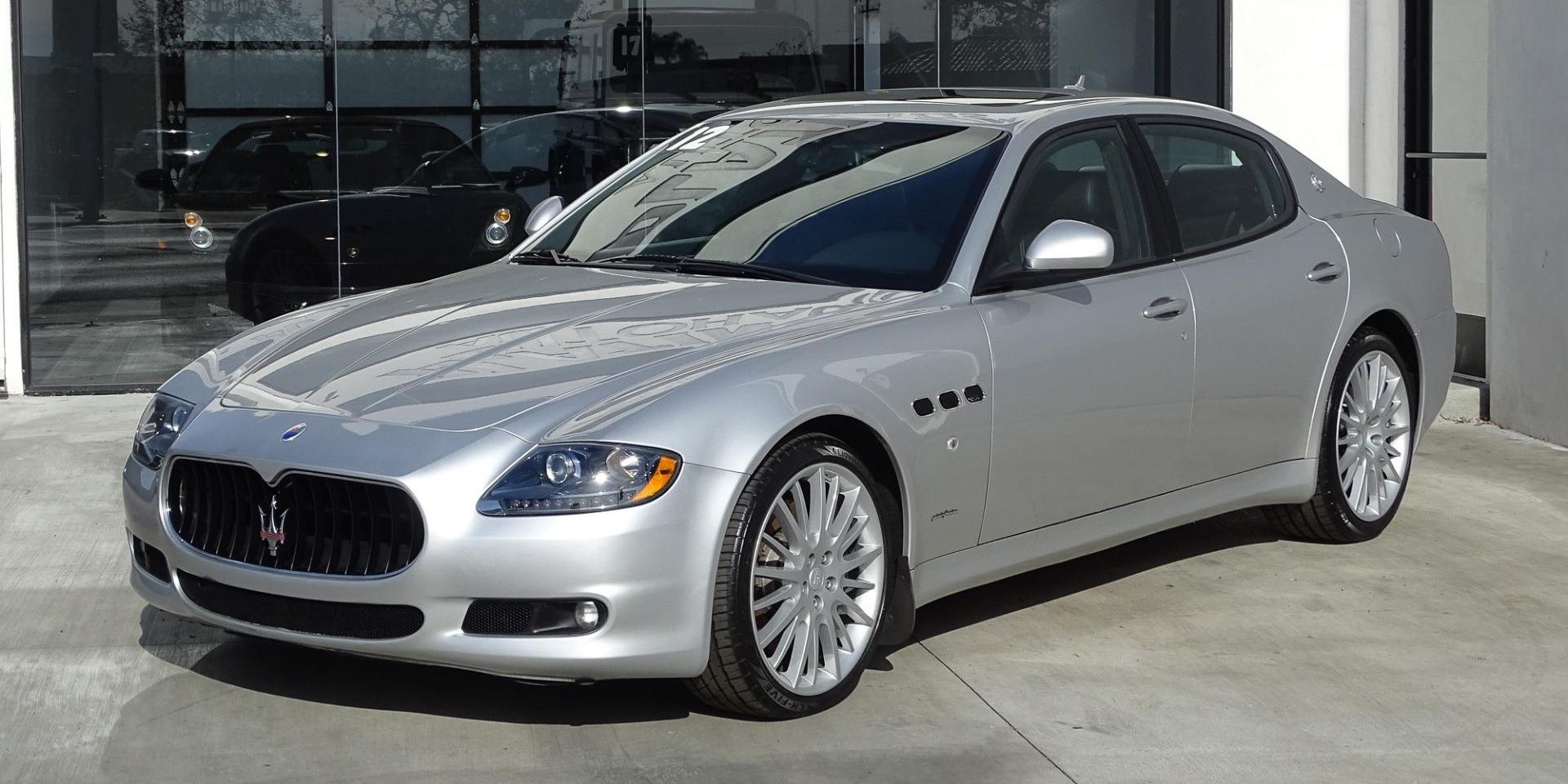 10 Best Luxury Sedans For Performance And Comfort
