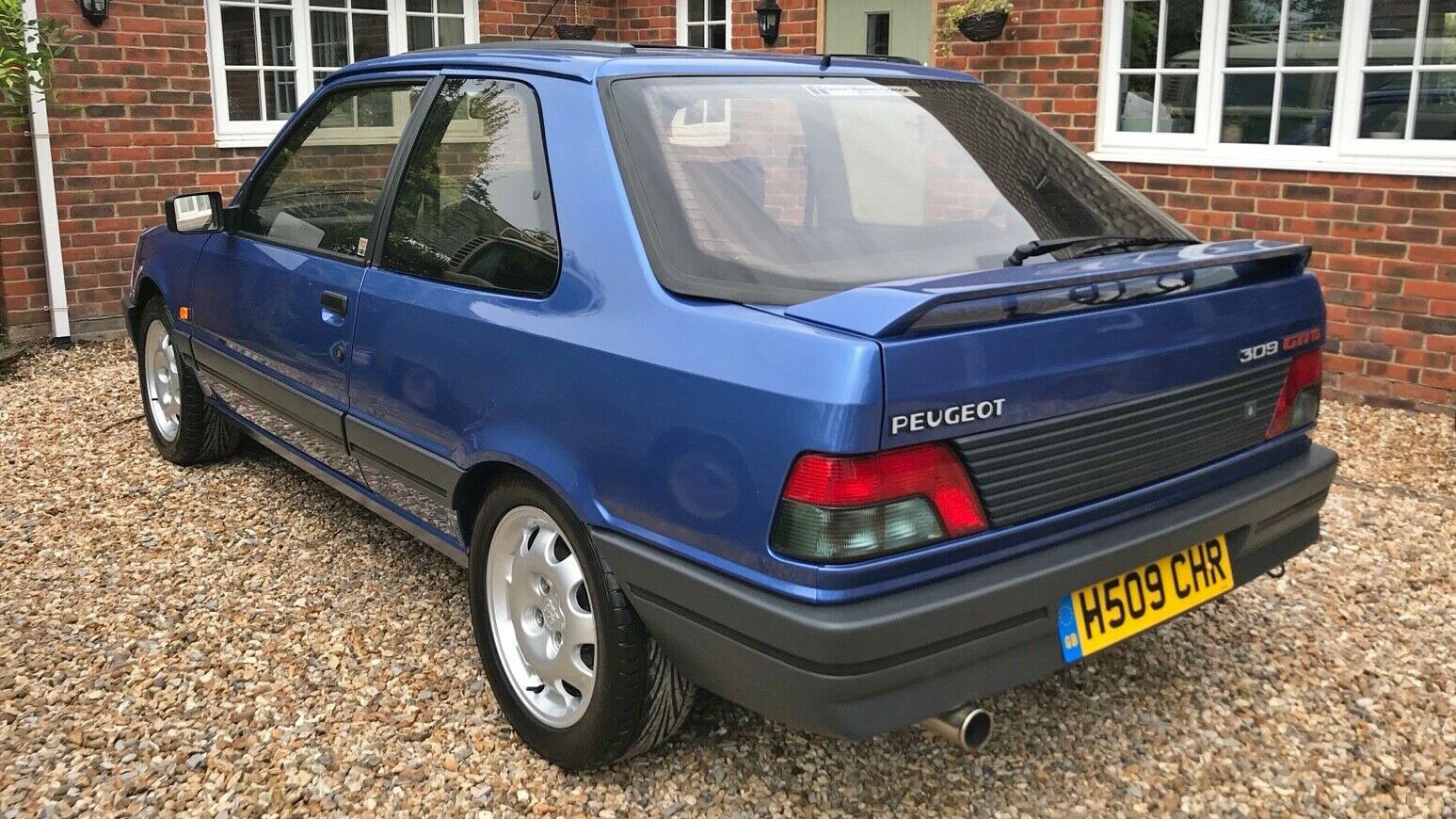 10 Popular 'Max Power' Generation Cars That Are Now A Rare Sight
