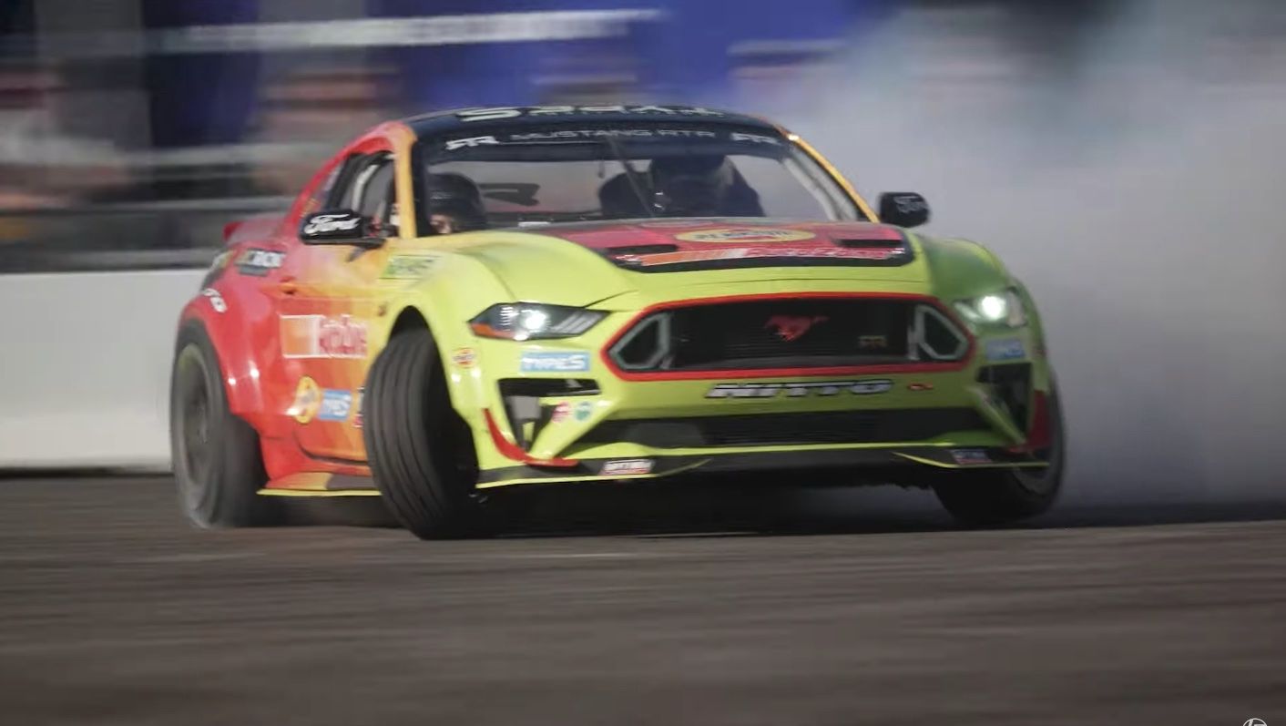 Check Out The 2022 SEMA Show With Adam LZ Showing Us His Highlights And ...