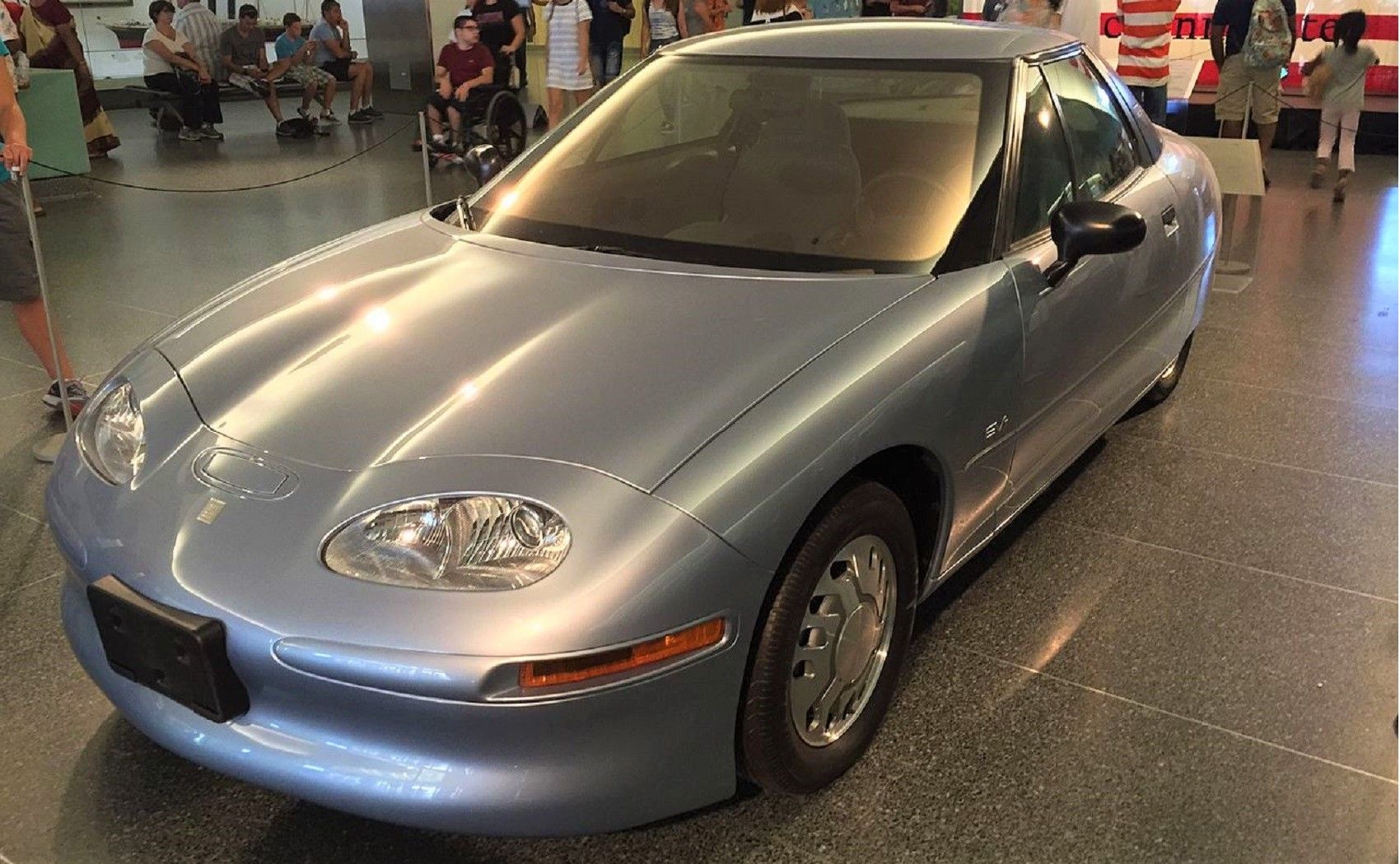 10 Times American Car Manufacturers Tried To Change The Game... And ...