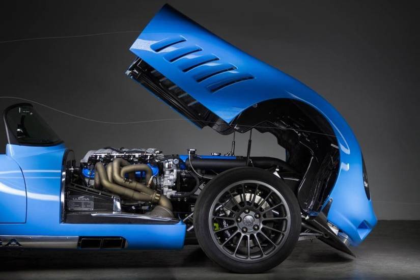 The Lucra LC470 Is The Affordable Hand-Built American Sports Car You’ve ...