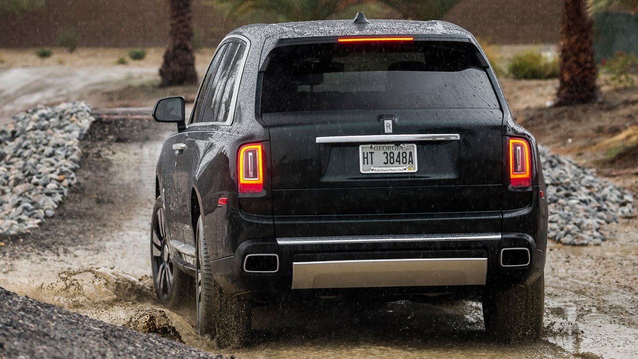 5 Things We Love About The Rolls-Royce Cullinan (5 Reasons Why We'd Buy ...