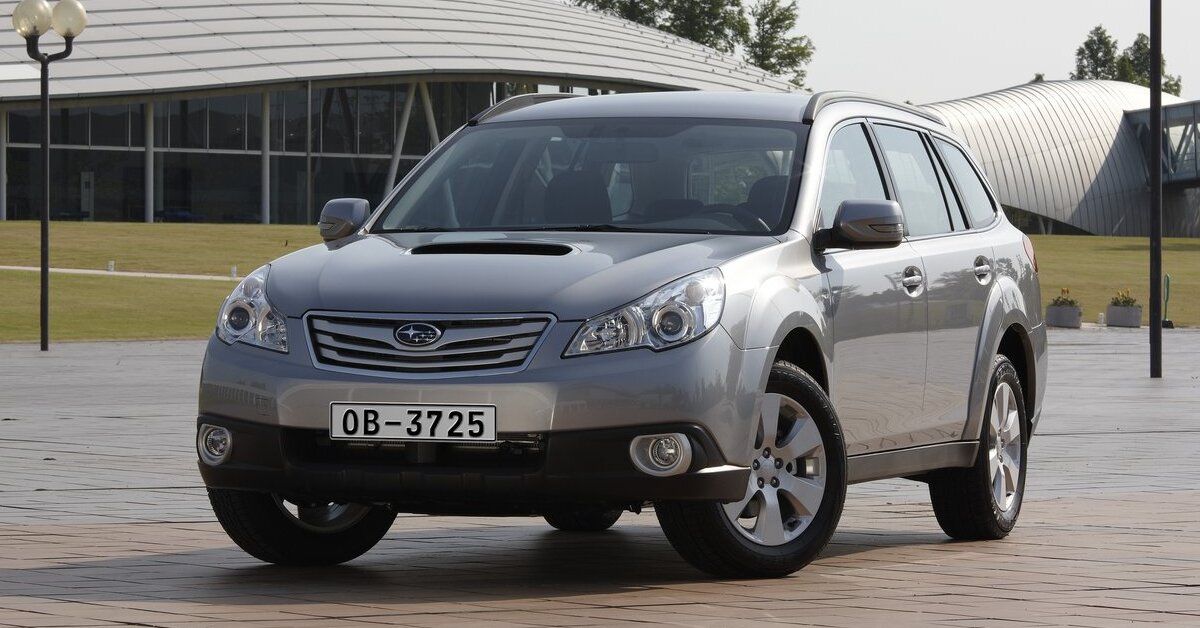 Here's What You Need To Know Before Buying A 2011 Subaru Outback