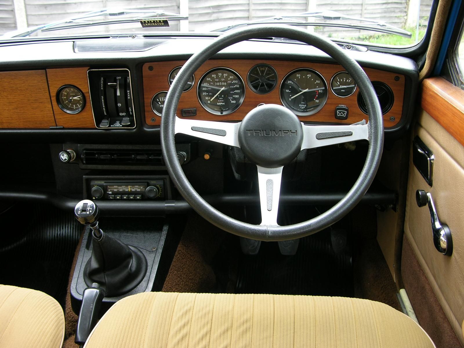 Here's Why The Triumph Dolomite Sprint Is A Great Alternative To The ...