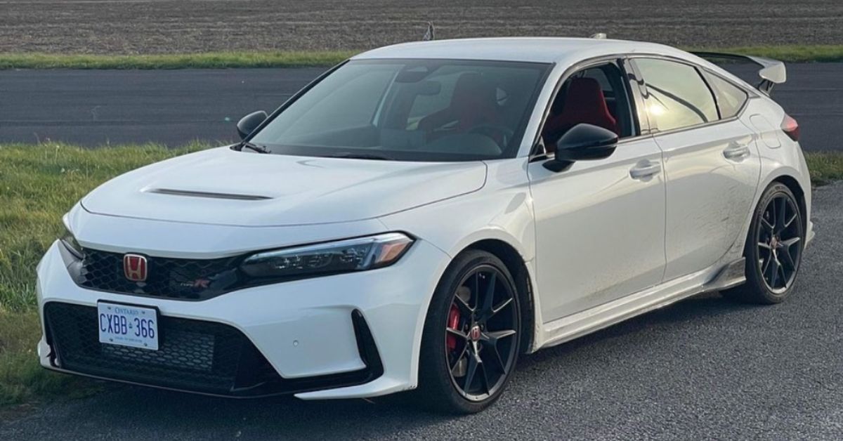 Hot Hatch Showdown: Throttle House Pits The 2023 Honda Civic Type R ...
