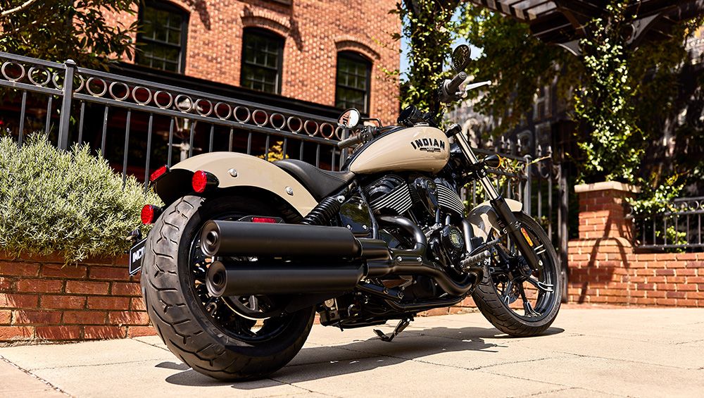 10 Reasons Why We'd Choose The Indian Chief Dark Horse Over A Harley