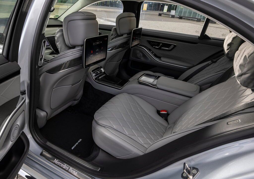 This Is Why We'd Rather Buy An S-Class Benz Than A Mercedes-Maybach