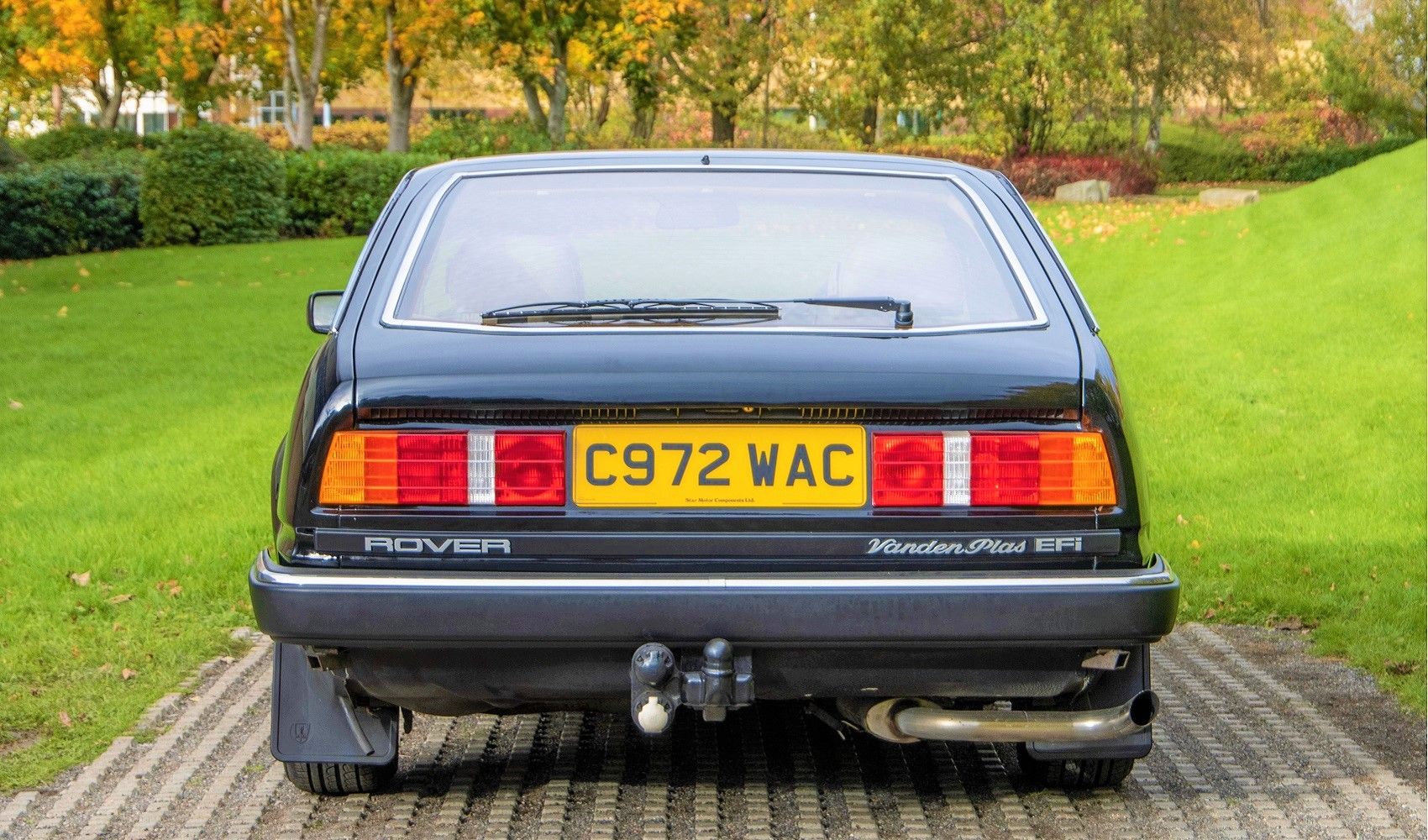 10 Classic British Sleeper Cars Every Gearhead Should Drive