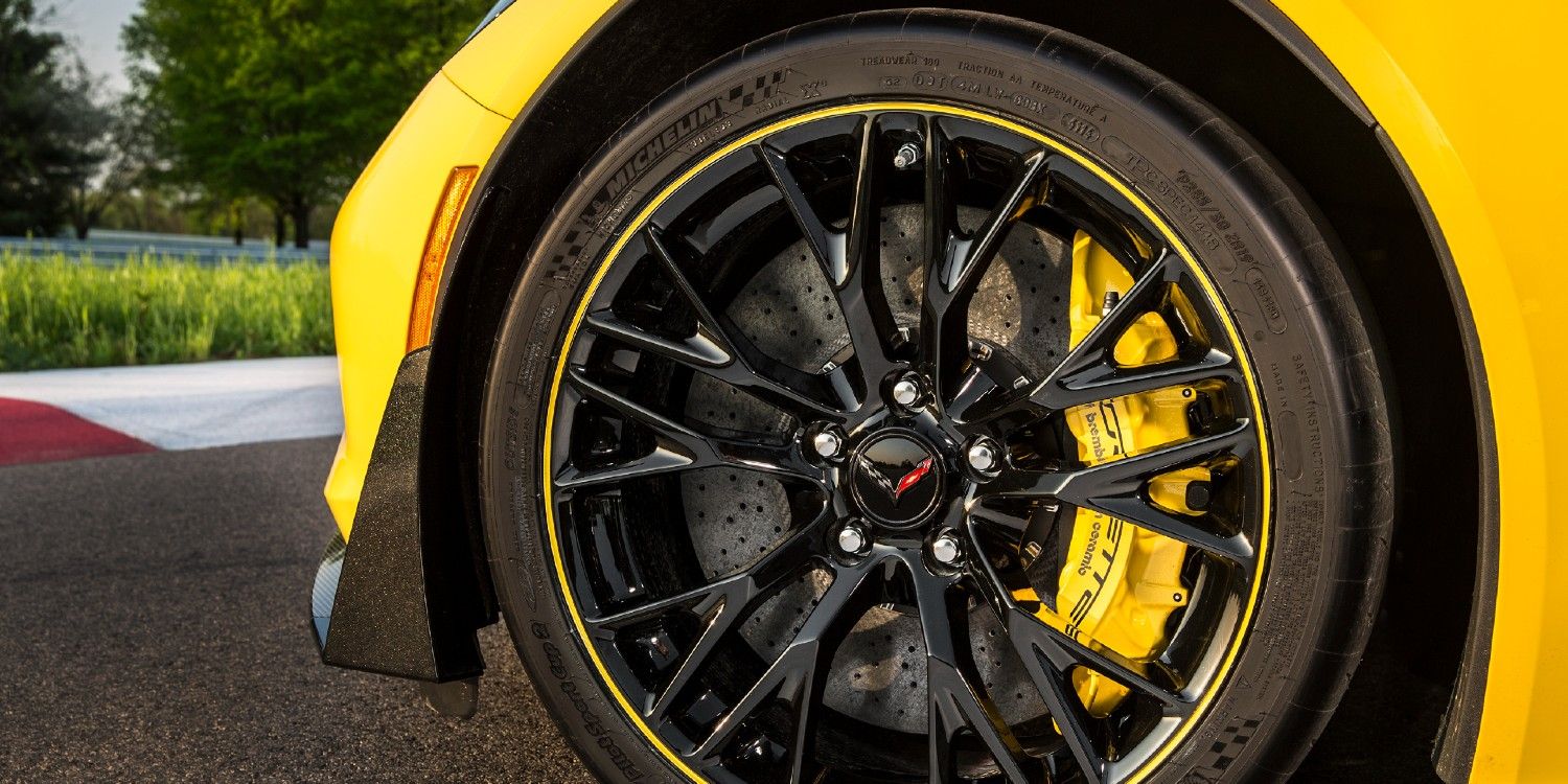 This Is What We Love About The 2016 Chevrolet Corvette Z06 C7.R Edition