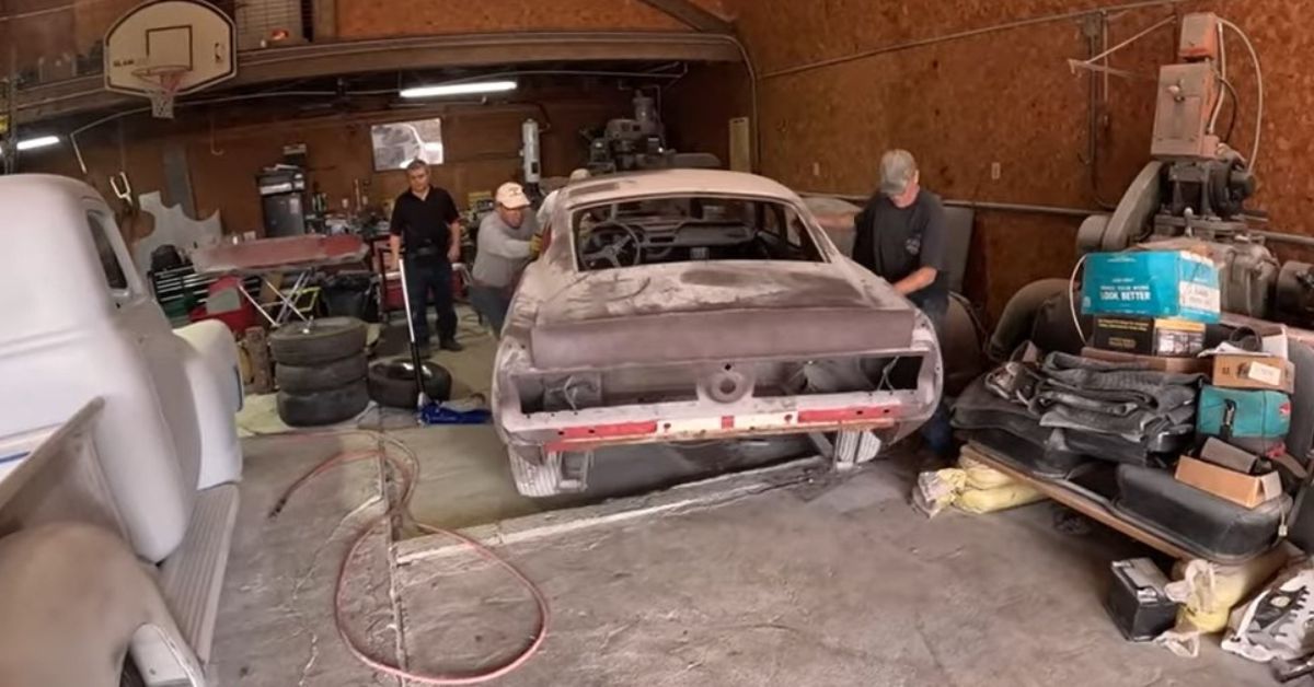 See Why This Barn Find 1967 Shelby GT500 Sat Still For 40 Years Until Now
