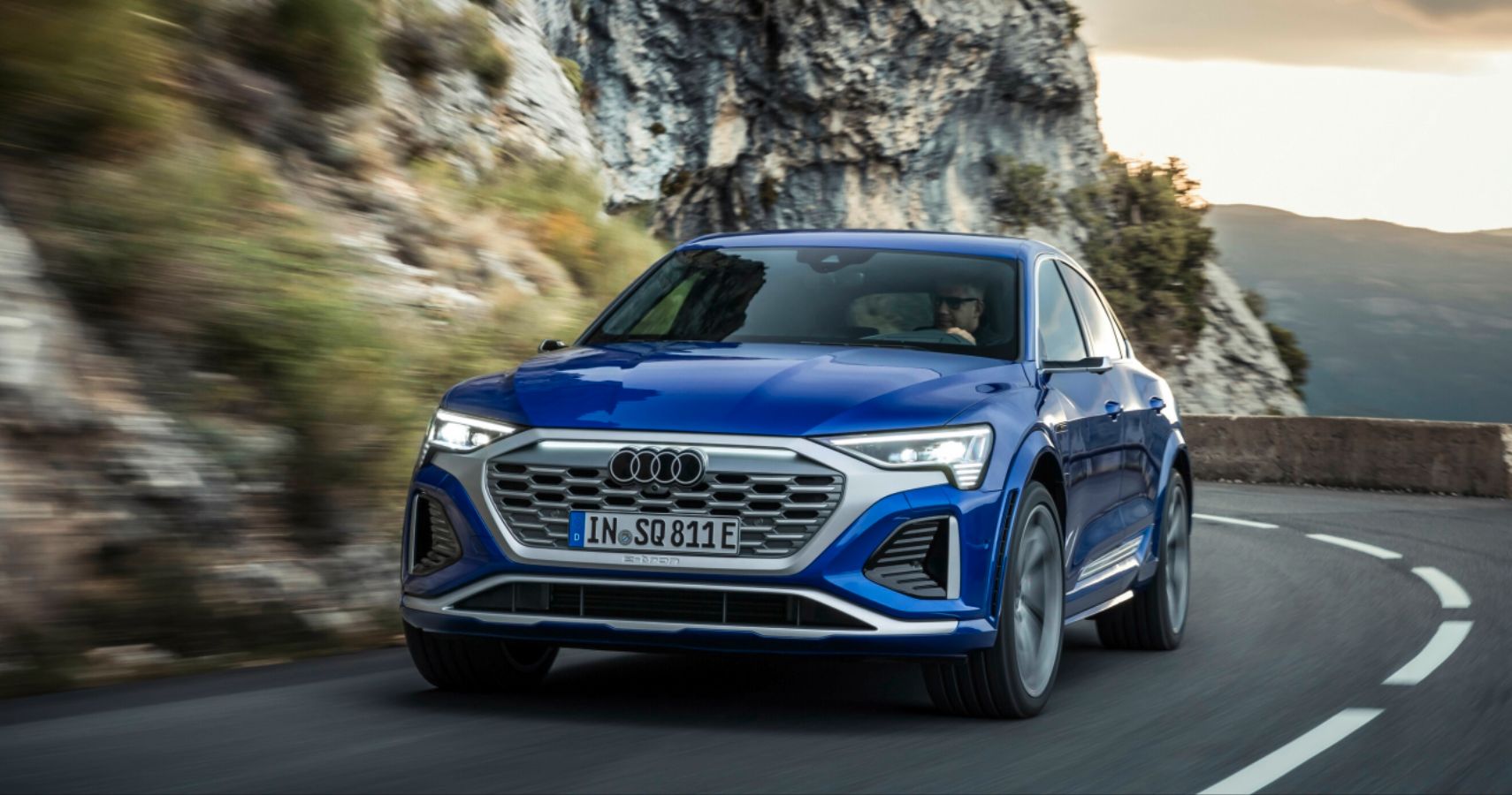 Why You Should Buy The Audi SQ8 E-Tron Sportback Over The Tesla Model X ...