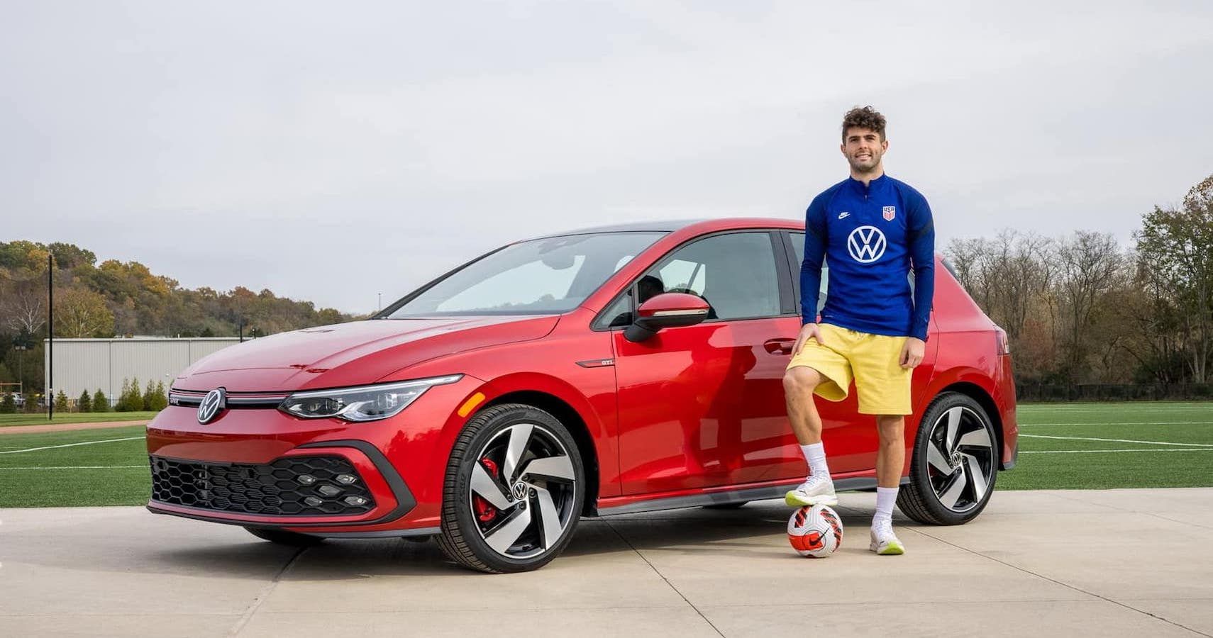 Most Gearheads Don't Know These Car Companies Own Or Sponsor Soccer Teams