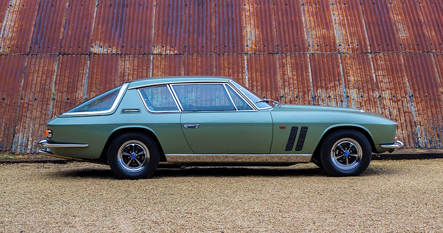 10 Awesome British Classic Cars Every Gearhead Should Import To The States