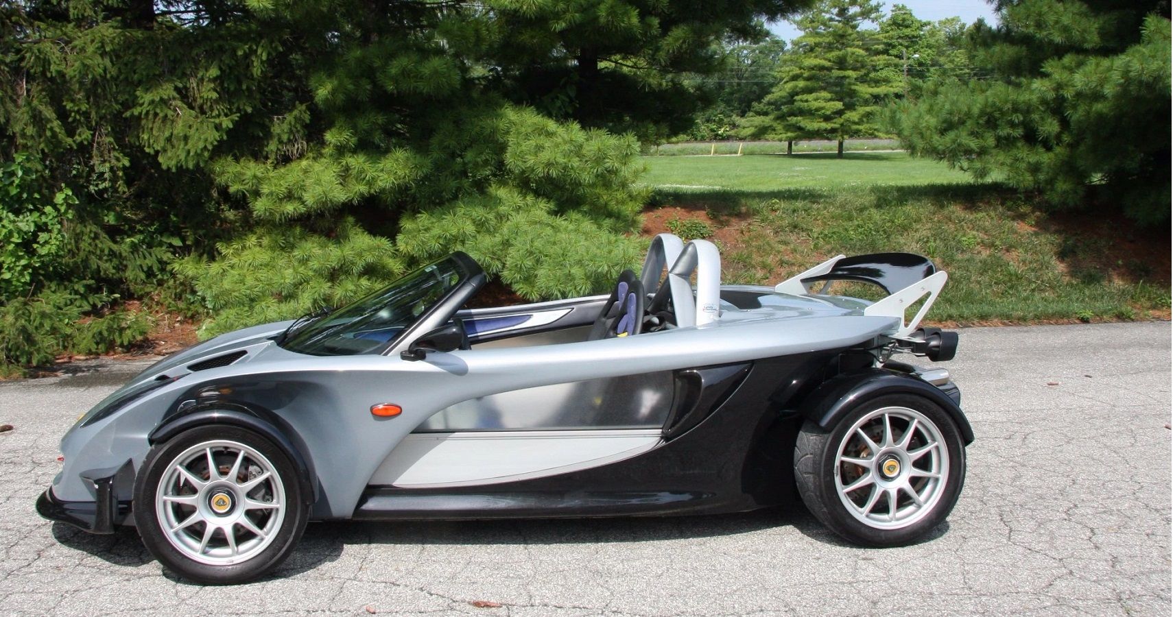 10 Awesome British Classic Cars Every Gearhead Should Import To The ...