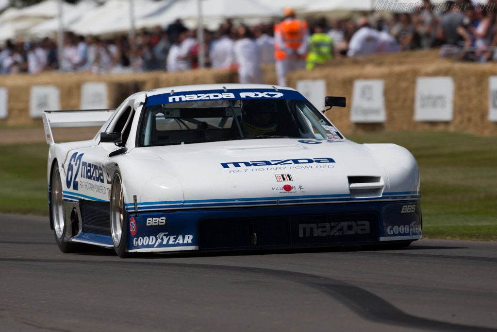 Here's A Detailed Look Back At The FC Mazda RX-7