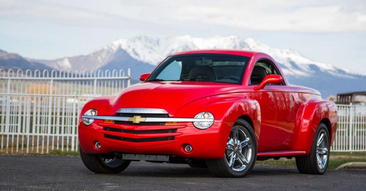 10 Used V8-Powered Pickup Trucks That Pack A Punch
