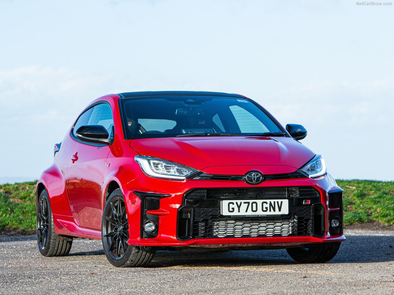 8 Of The Best Pocket Rockets Money Can Buy