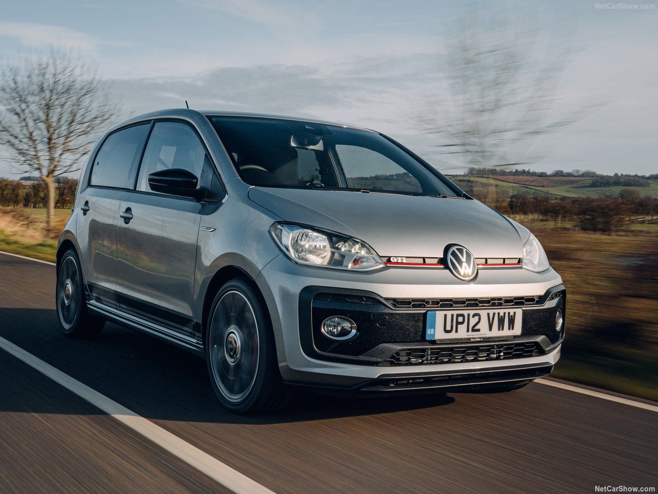 8 Of The Best Pocket Rockets Money Can Buy