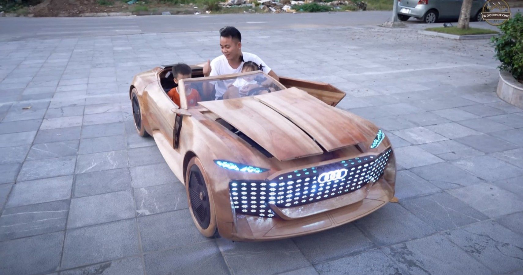 Here's What We Love About This Driveable Wooden Audi Skysphere Concept Car