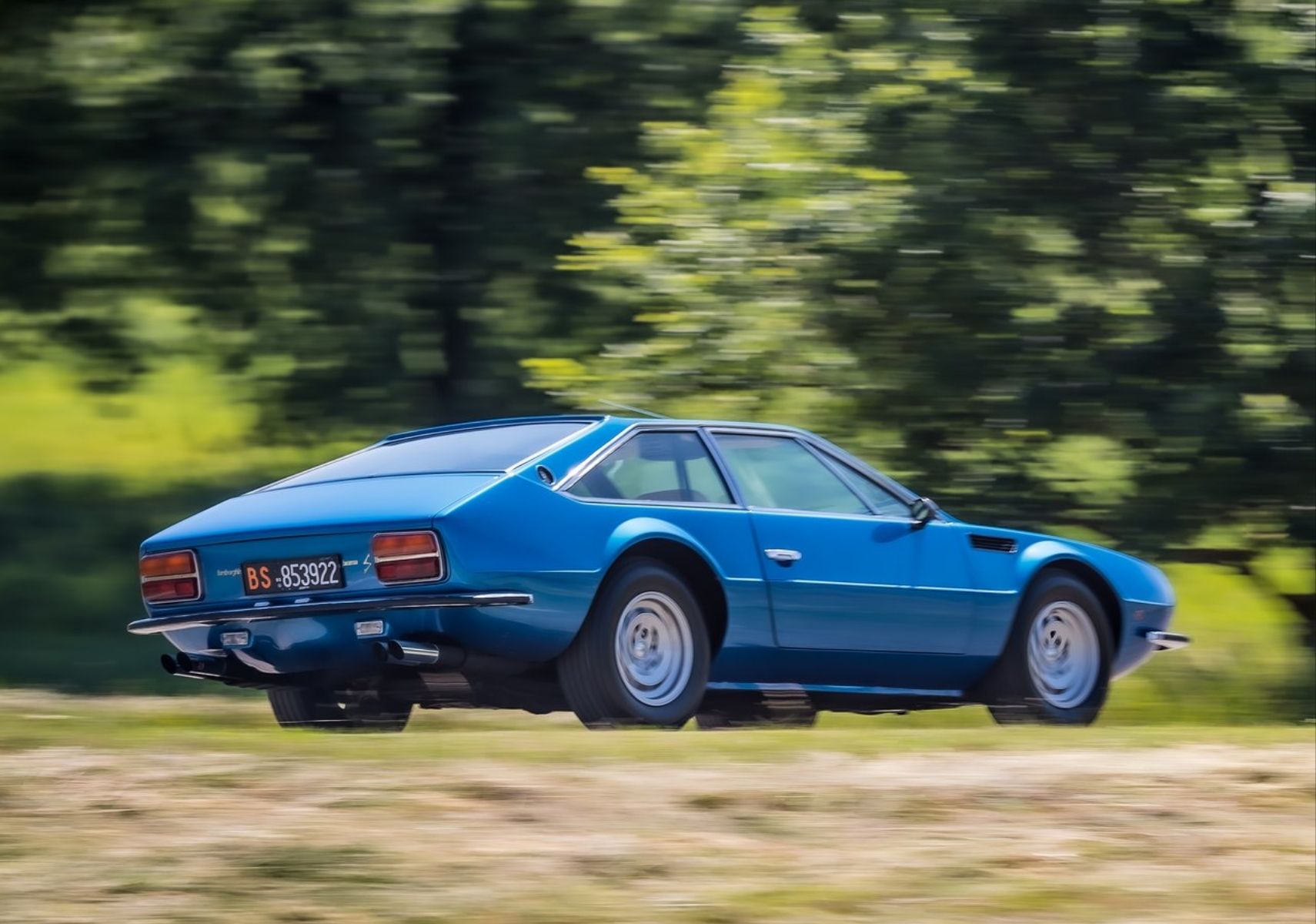Why The Iconic Lamborghini Jarama Is A Truly Underappreciated Classic