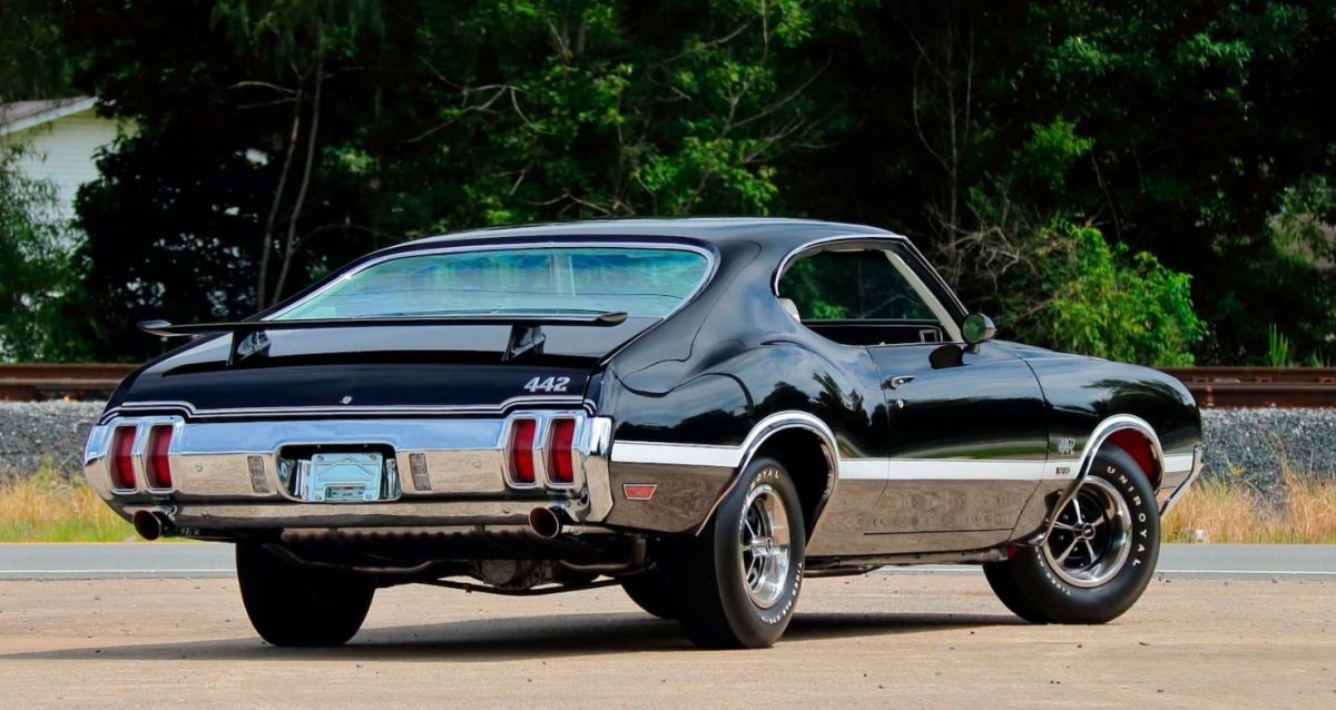 10 Reasons Why The Oldsmobile 442 Is An Iconic American Muscle Car