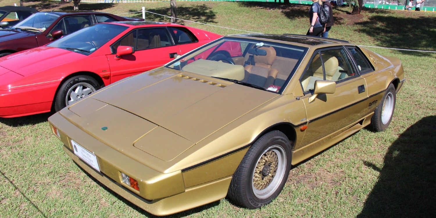 This Is Why Every Self-Respecting Collector Should Buy A Lotus Esprit ...