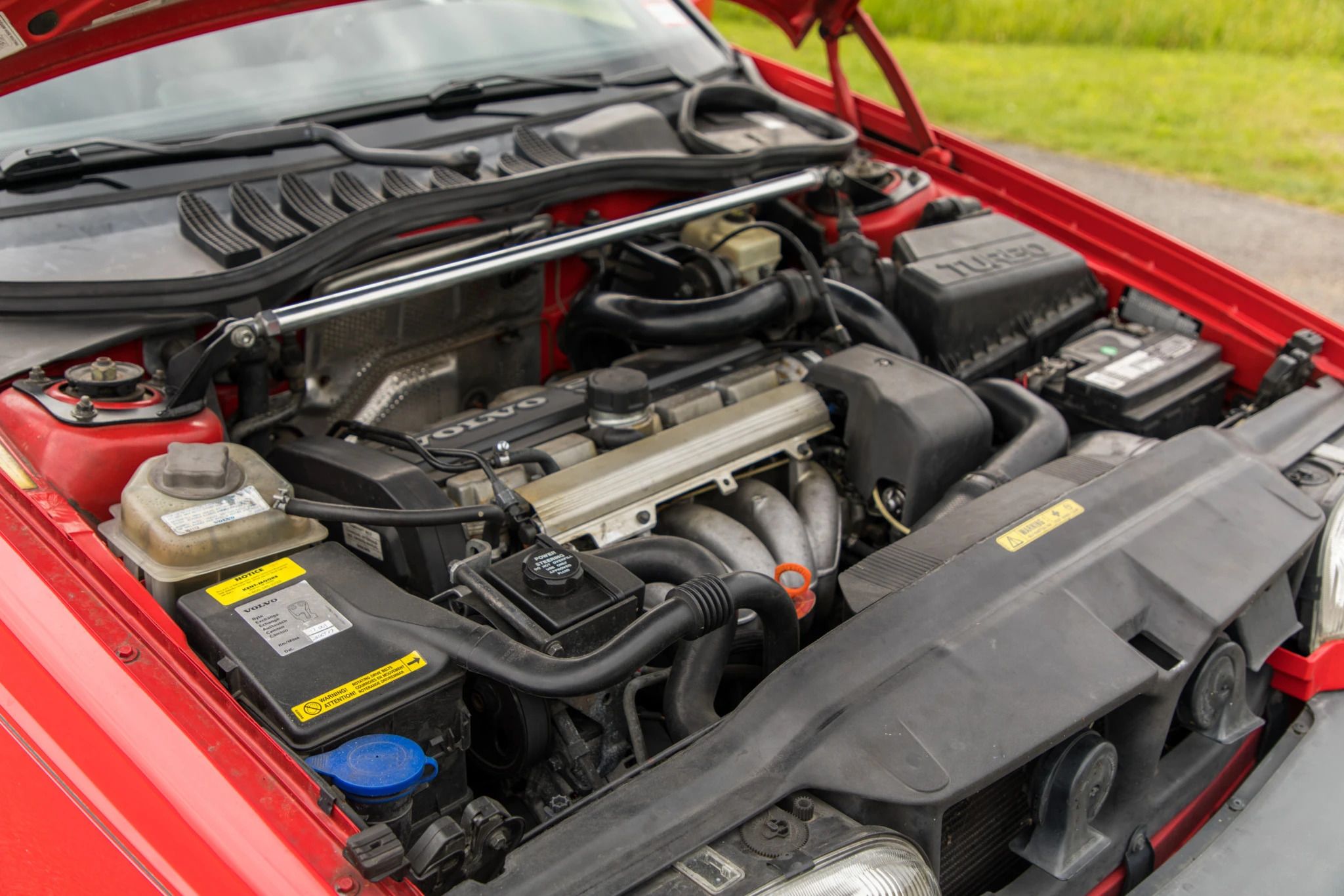 This Is Why Gearheads Looking For A Sleeper Should Check Out The Volvo 850R