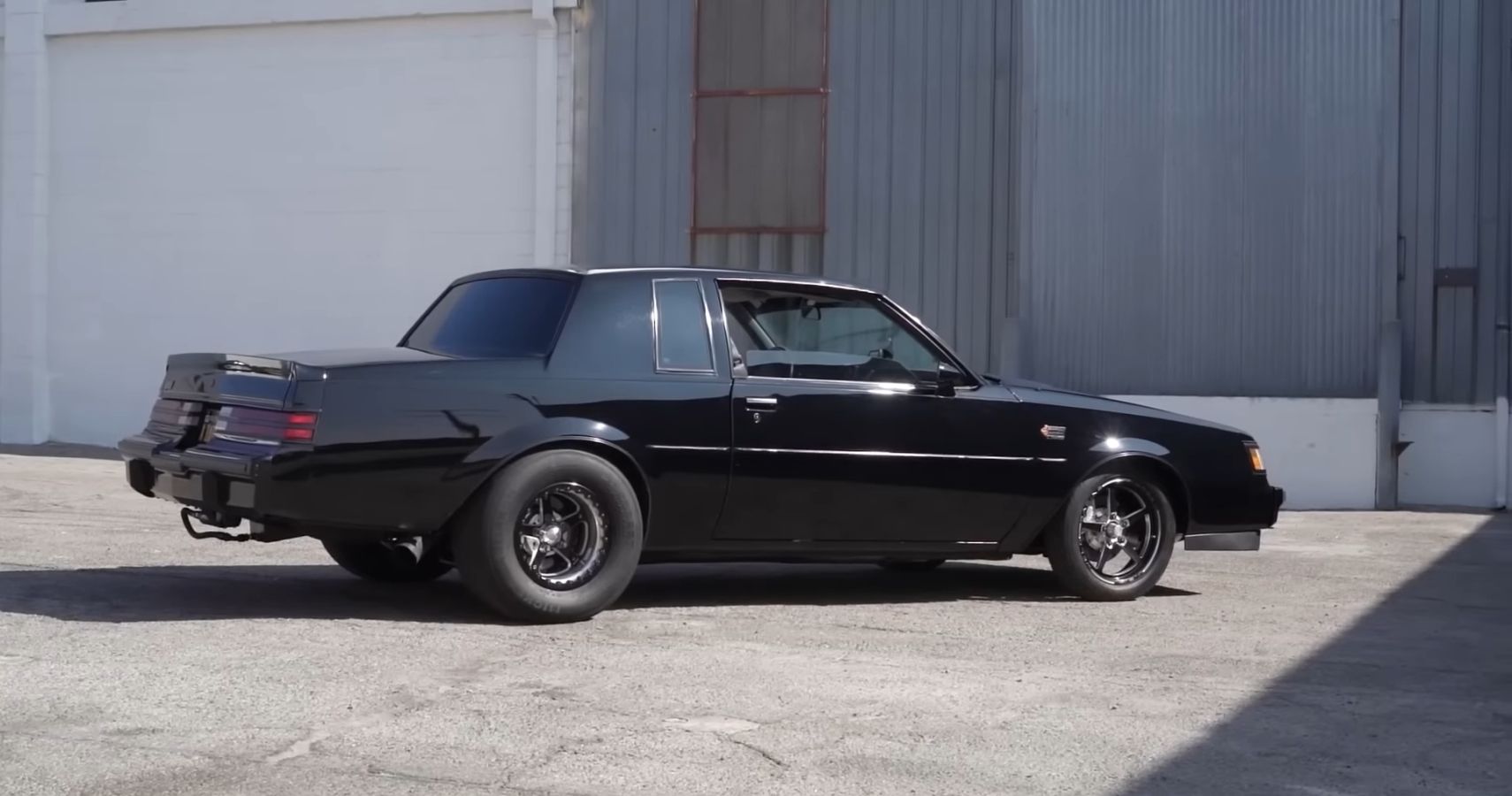These 1,000 Hp Buick G-Body's Are A Nightmare On The Dragstrip