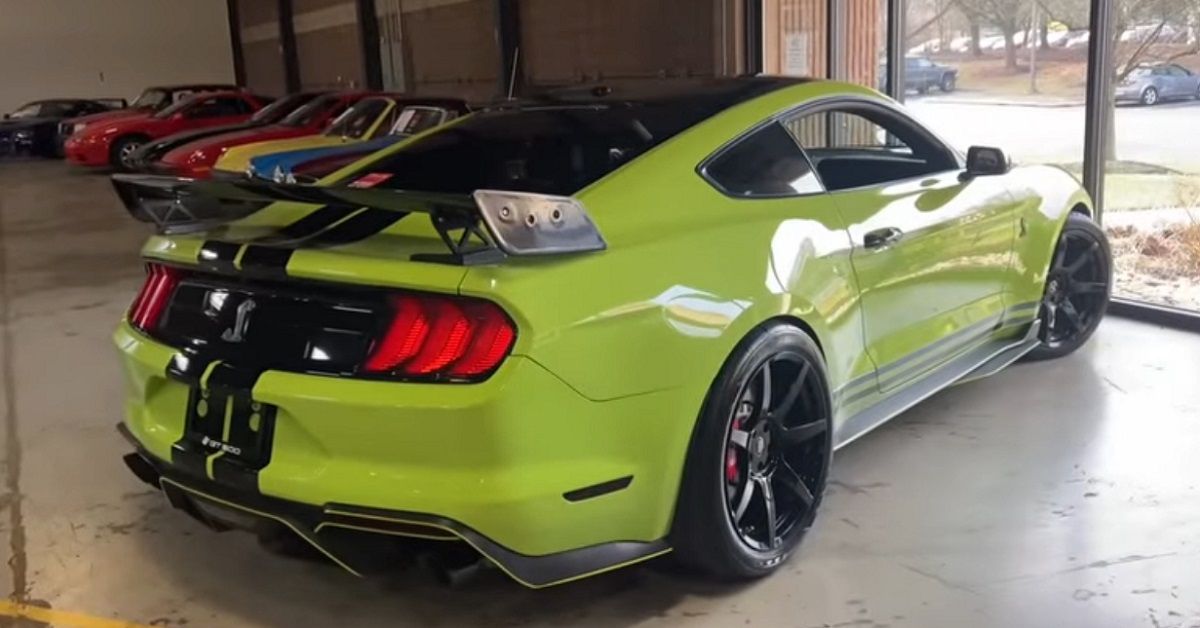 Mustang YouTuber Sells His Beloved 2020 Ford Mustang Shelby GT500 "Hulk"