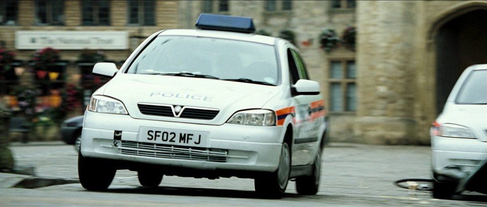 10 Famous Movie Cars That Were Absolutely Terrible In Real Life