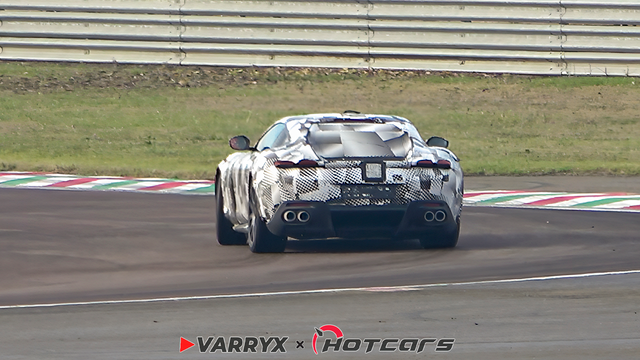 Check Out These Exclusive Spy Photos Of The Ferrari 812 Superfast ...