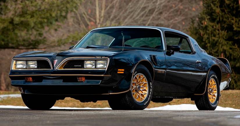 10 Best Pontiac Firebird Models Of All Time