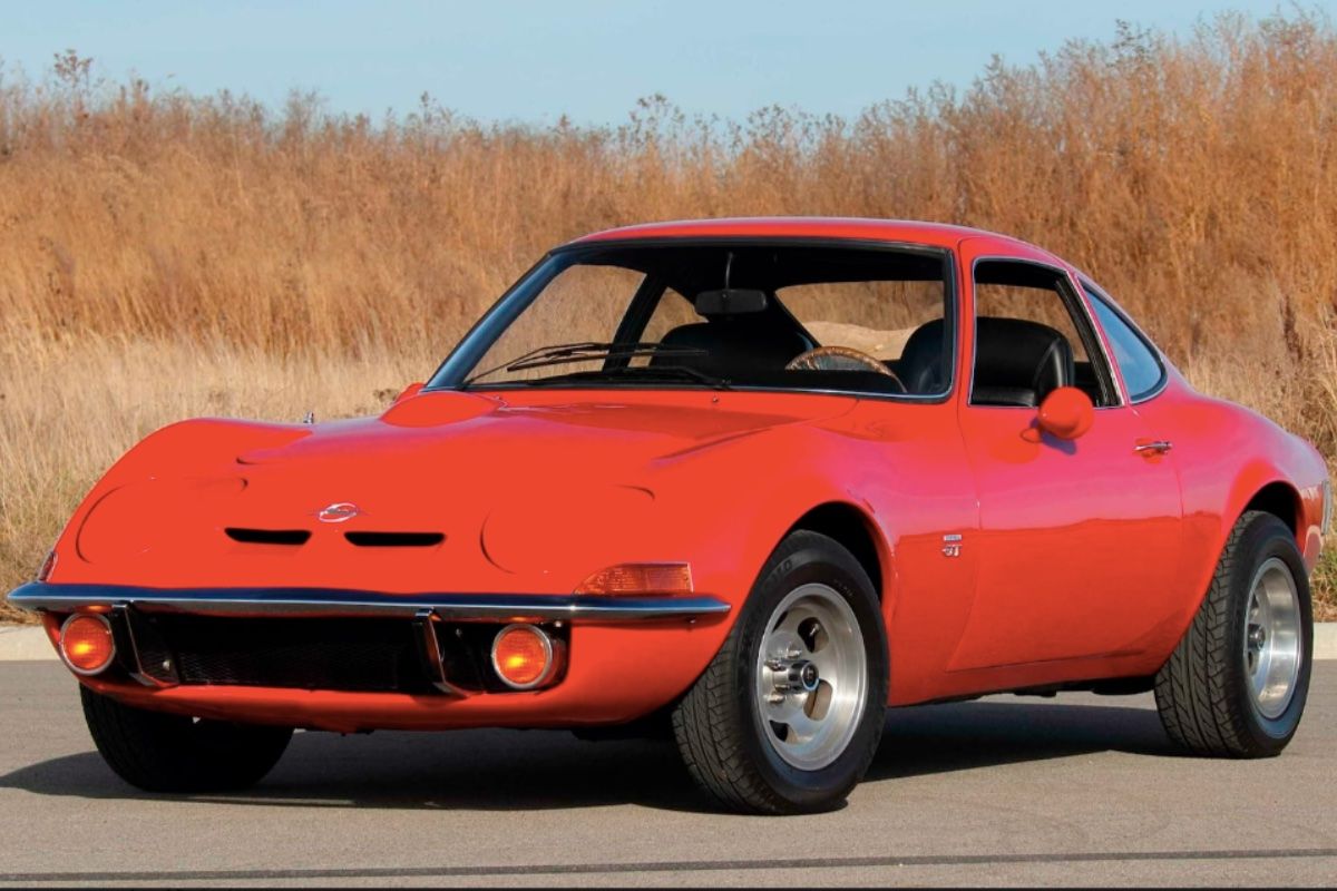 5 Dream Muscle Cars And Their Cheaper Alternatives That Are Almost As Cool