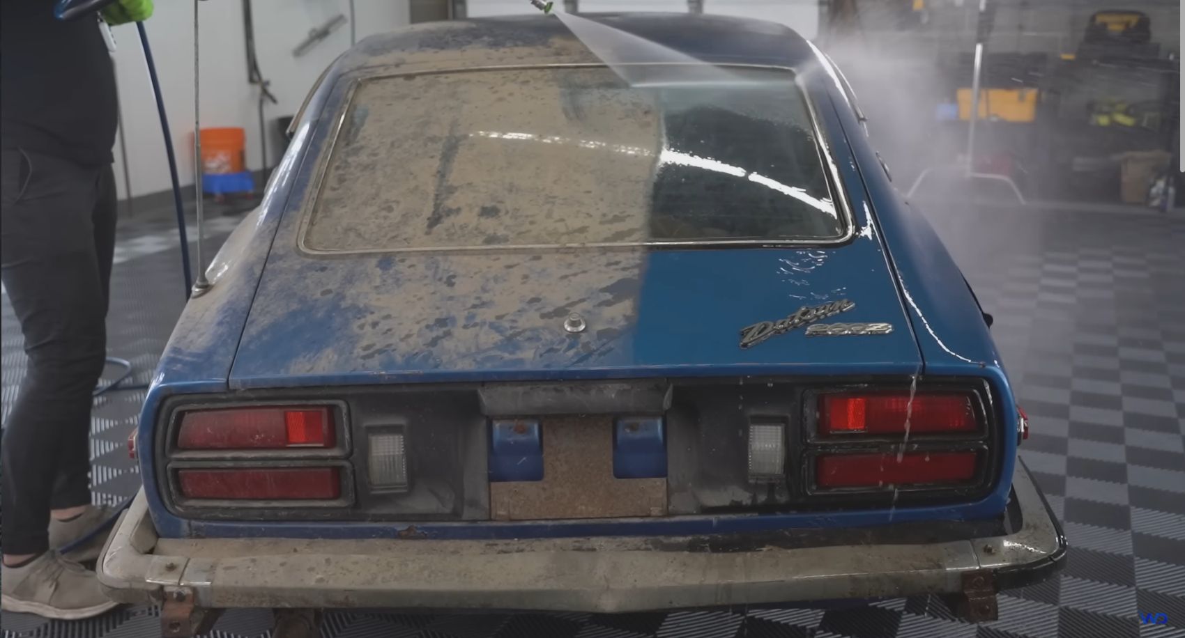 Watch This Abandoned Datsun 260Z Barn Find Be Restored After Two Decades