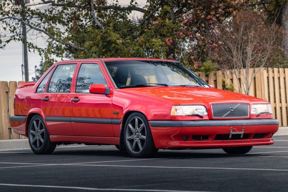 10 Best Sports Sedans From The '90s Under $10,000