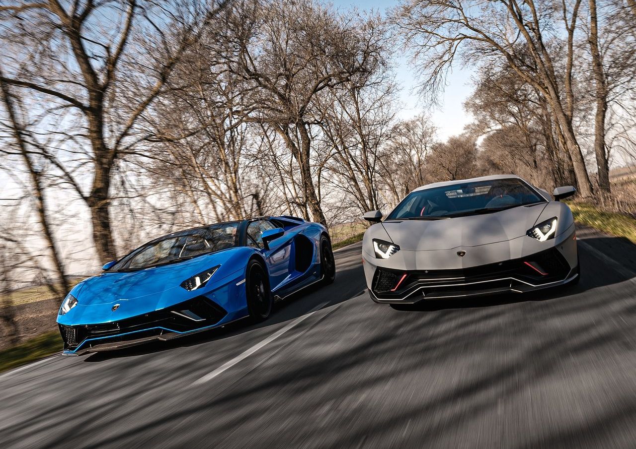 10 Best V12-Engined Supercars Of All Time