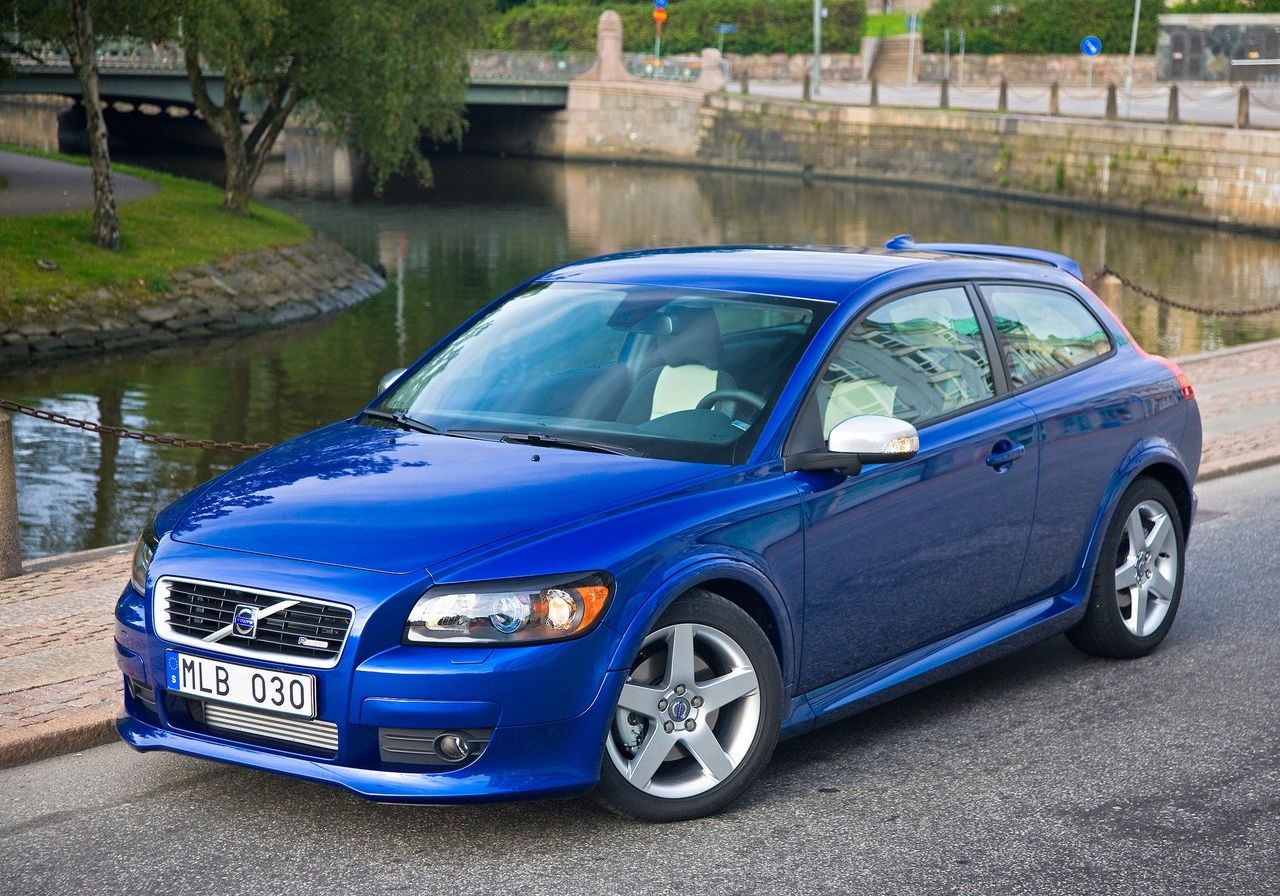 10 Fastest FWD Cars Under $20,000