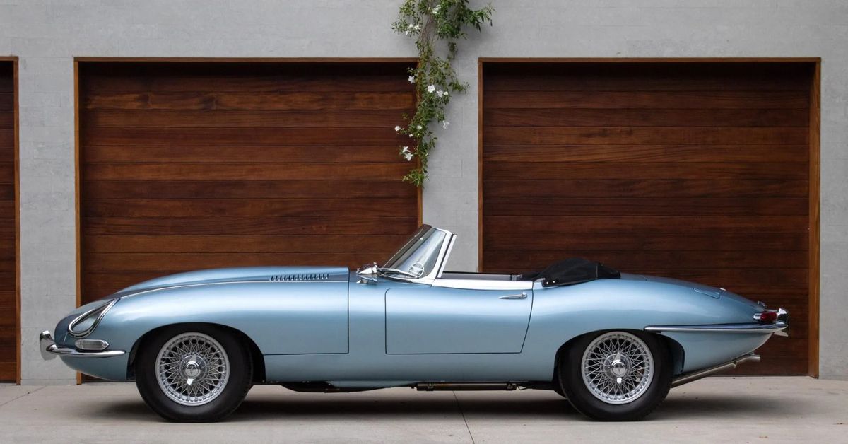 10 Unforgettable British Sports Cars