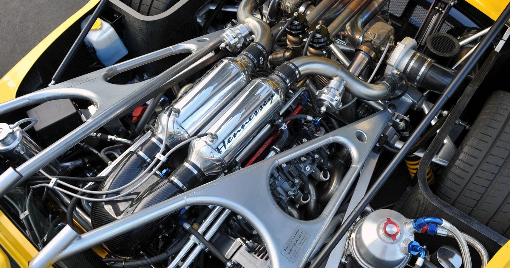 10 Reasons Why The V8 Engine Will Never Die