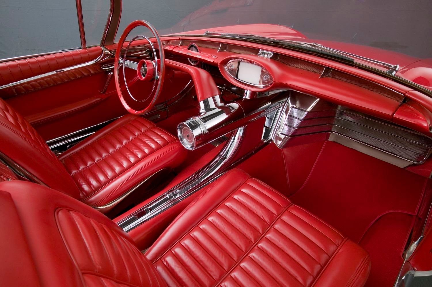 Take A Gander At These 10 Best Classic Car Interiors