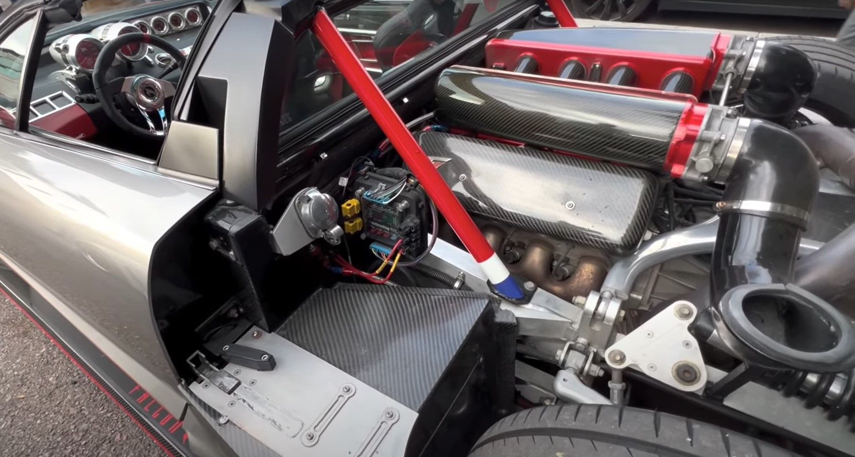 This YouTuber Gets Up-Close And Personal With The Ultra-Rare Falcon F7 ...