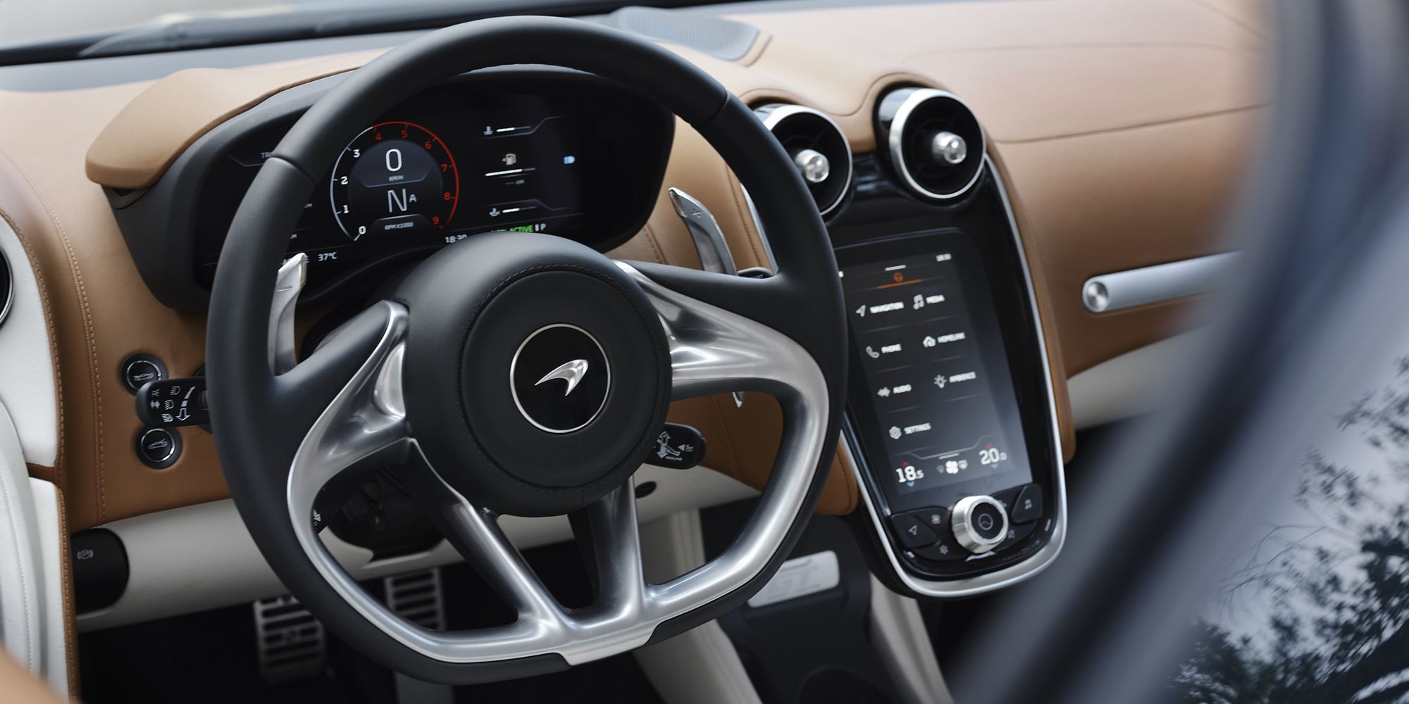 A Guide To Buying A 2023 McLaren GT