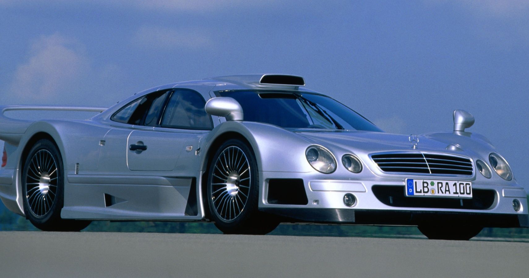 These 10 Timeless Supercars Are Way Cooler Than The Mercedes-Benz CLK GTR