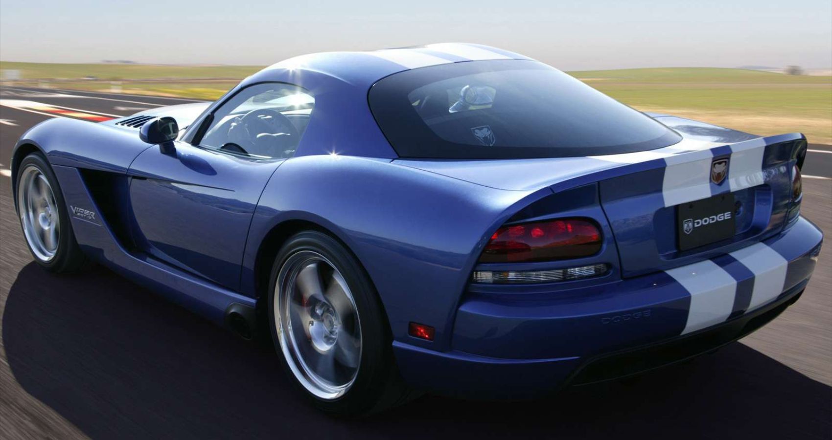 Here's Why You Shouldn't Touch Used 2004 Dodge Vipers With A Ten-Foot ... Here's Why You Shouldn't Touch Used 2004 Dodge Vipers With A Ten-Foot ...