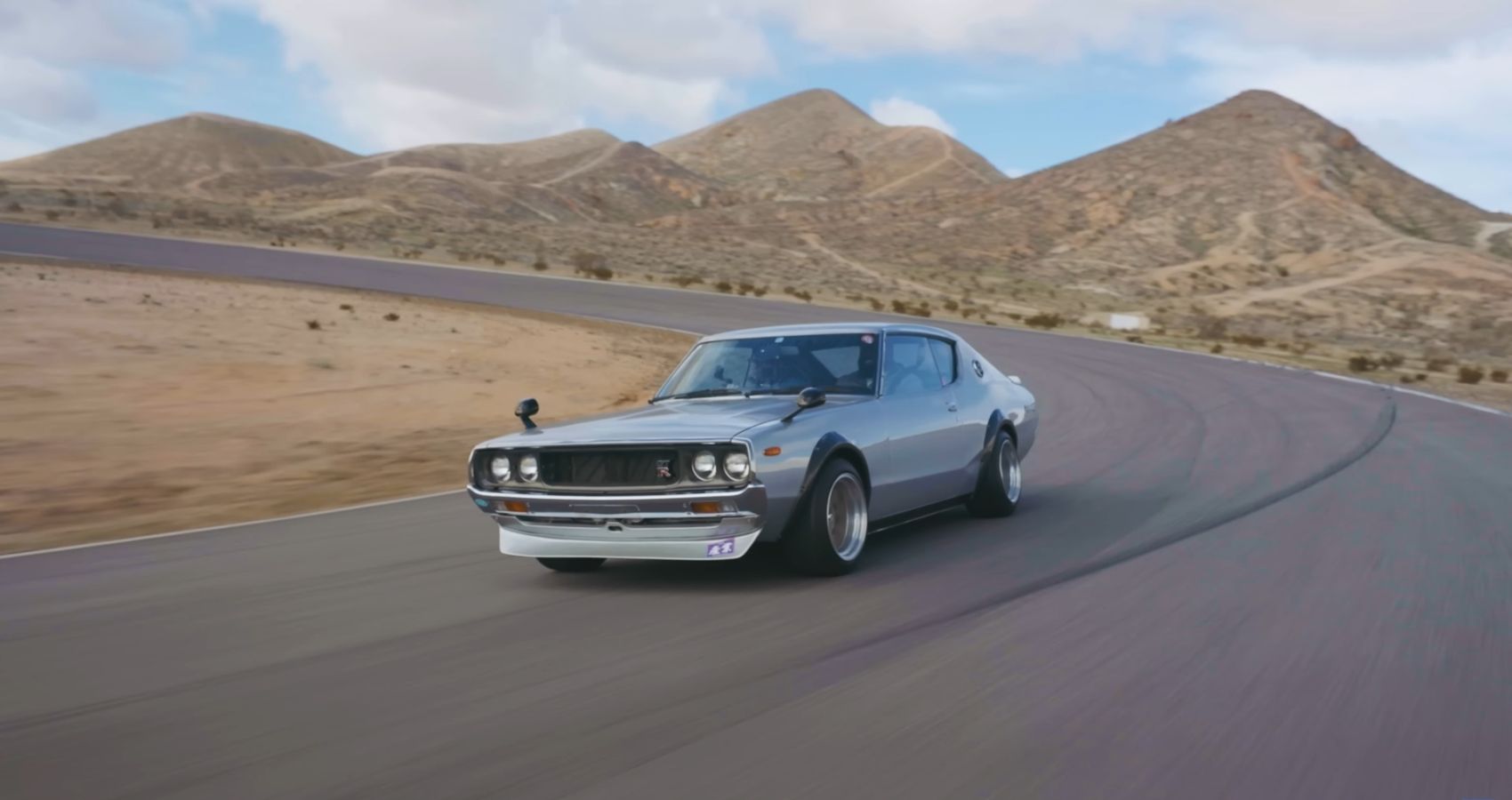 Why The 1973 Nissan GT-R Is Suspiciously Similar To The Dodge Challenger