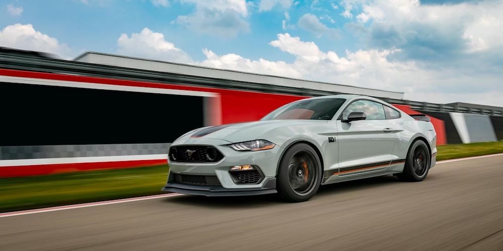 10 Best Muscle Cars For Drag Racing
