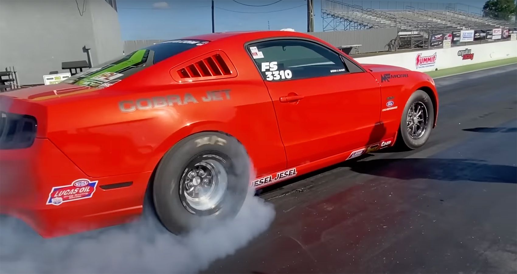 Watch This 1,000-HP Ford Mustang Pop Some Massive Wheelies At The Drag ...